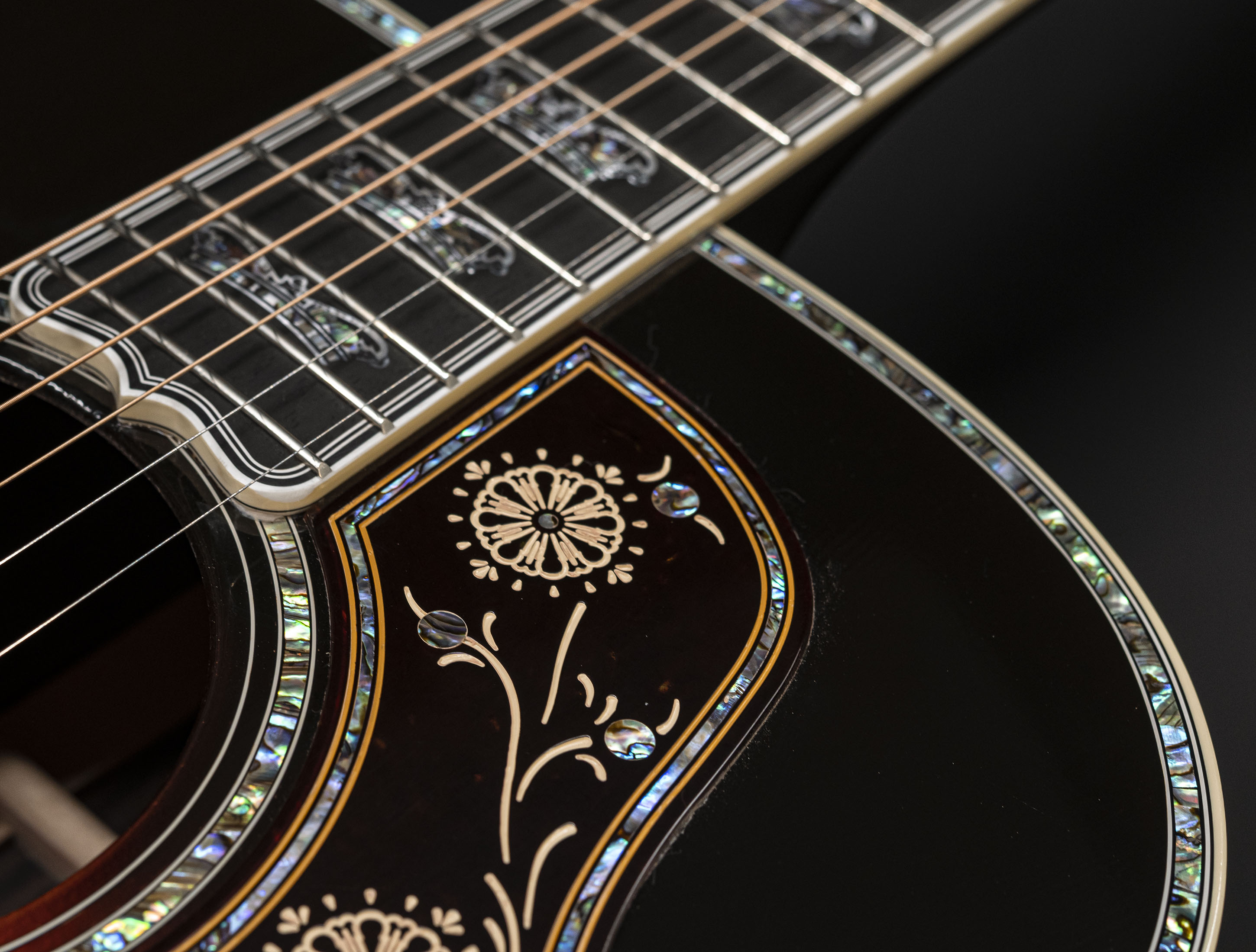 Gibson SJ-200 Monarch Mastershop Rosewood Triple Sunburst